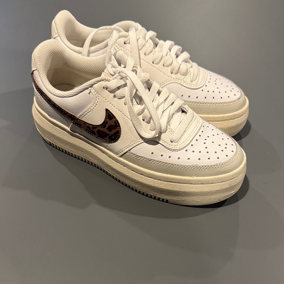 Nike | Shoes | Nike White Platform Sneakers With Leopard Print Accent ...